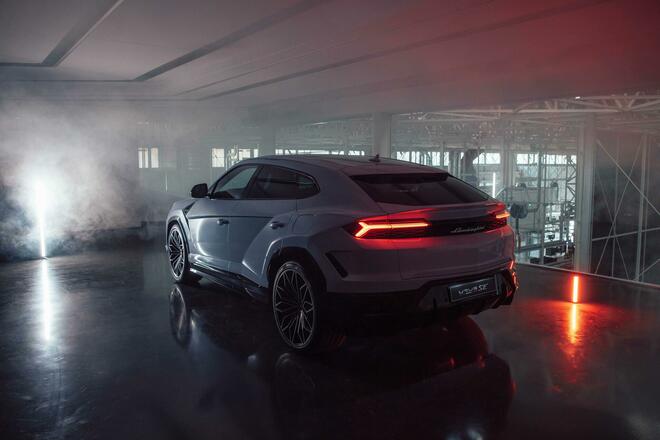 Lamborghini Urus SE, l'ibrida plug-in da 800 cv