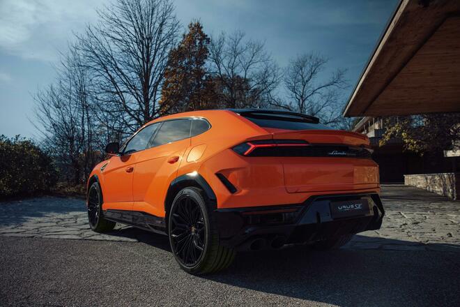 Lamborghini Urus SE, l'ibrida plug-in da 800 cv
