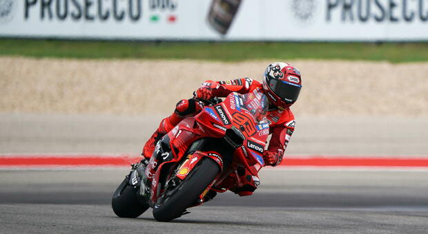 Moto Gp, Marc Marquez vince la Sprint ad Austin: secondo il fratello Alex, Bagnaia terzo