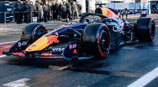 F1: test a Barcellona, per ora in pista solo Ferrari e Red Bull: girano ...