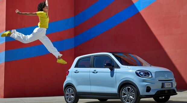 Leapmotor T03, ecco la nuova city car elettrica di Stellantis