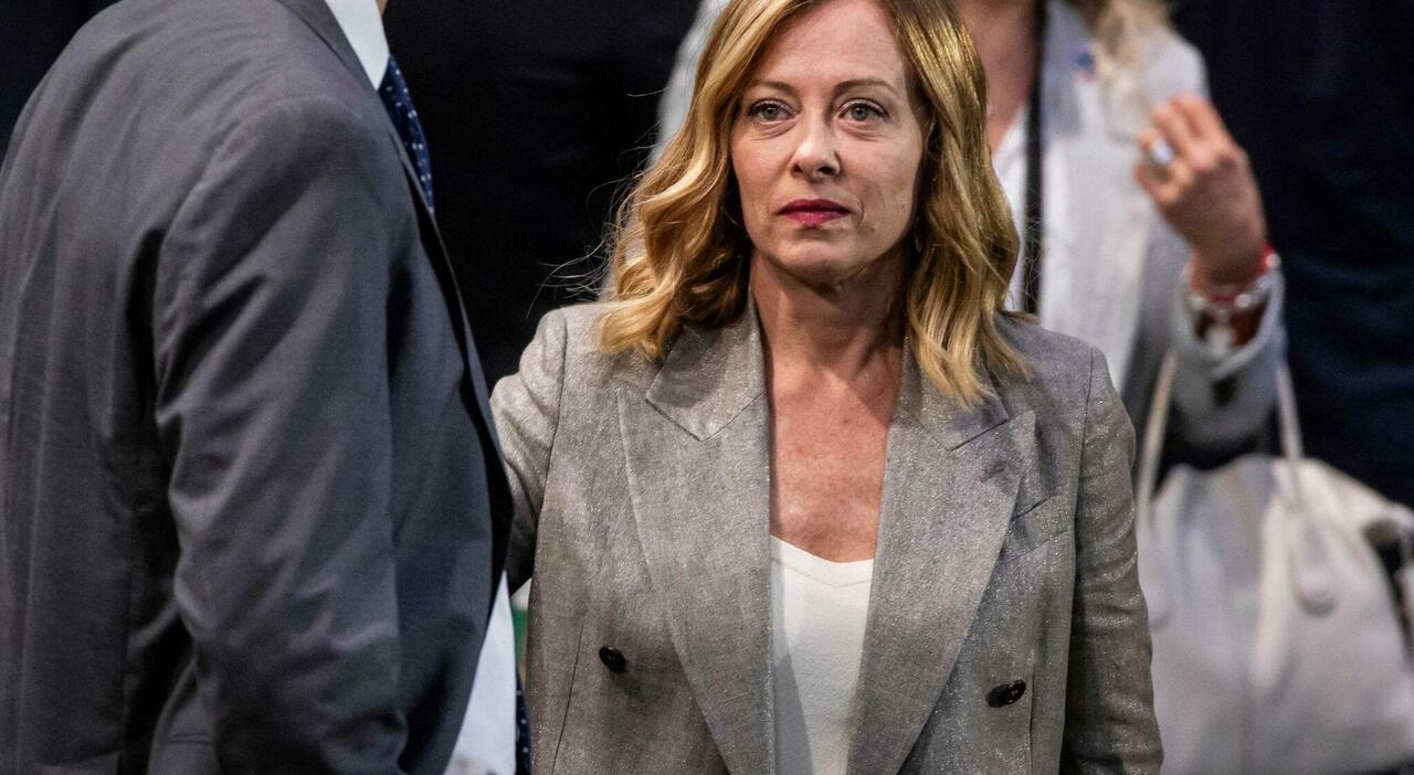 Giorgia Meloni plant Sommerurlaub 2024 in Apulien