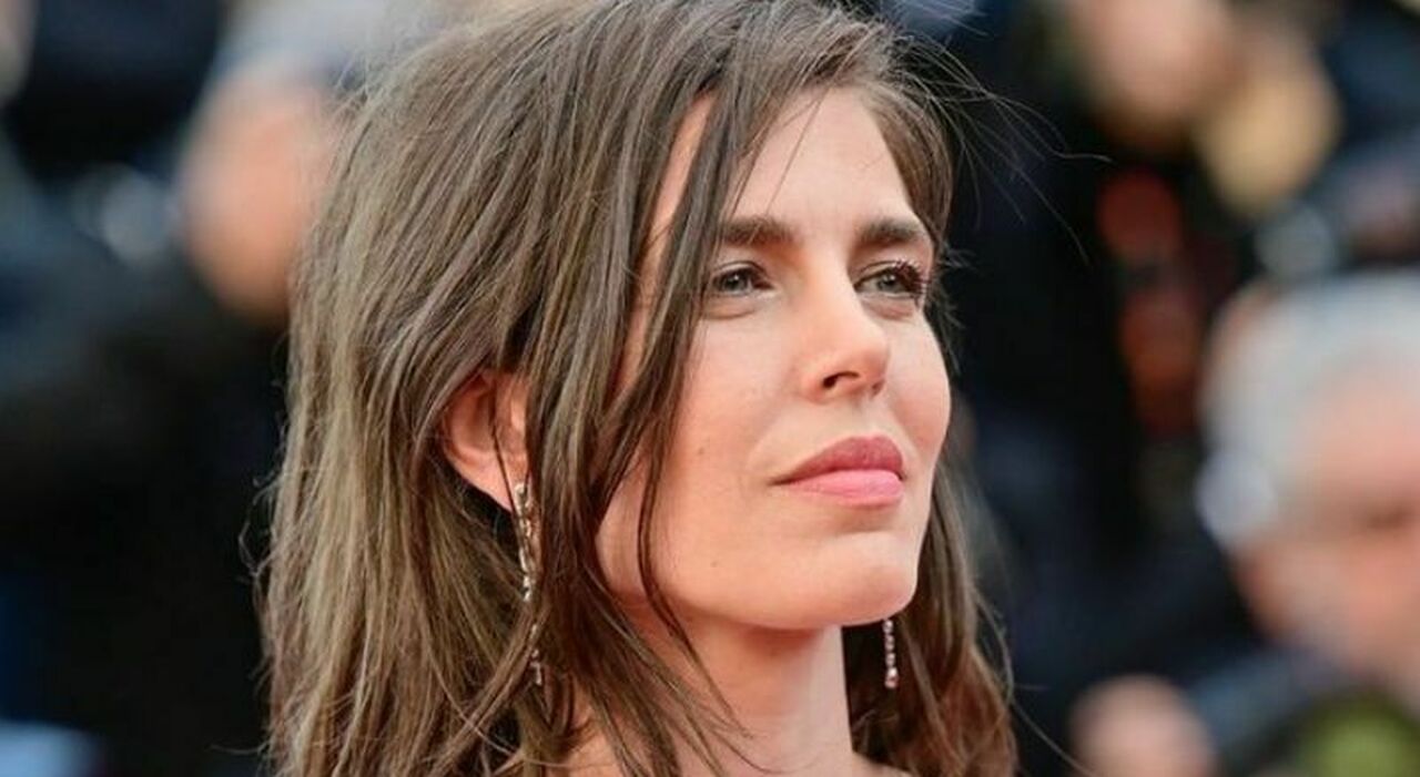 Charlotte Casiraghi: «Essere una royal? Troppa pressione, preferisco la ... Charlotte Casiraghi: «Essere una royal? Troppa pressione, preferisco la ...