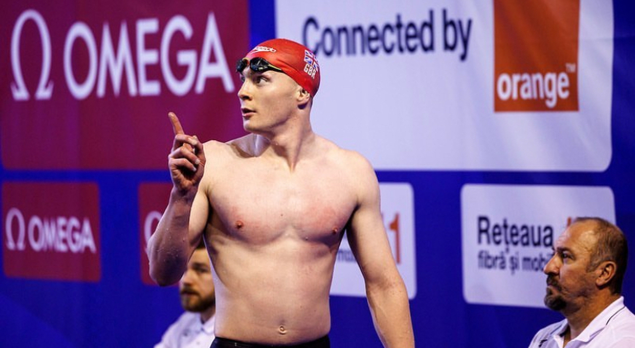 Archie Goodburn, il nuotatore 23enne ha tre tumori al cervello. «Sono ...