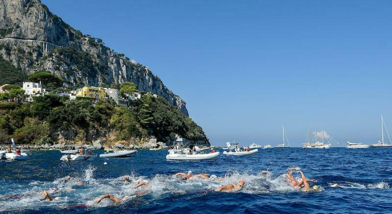The 117 Swimmers: The Prestigious Capri-Napoli Open Water Race