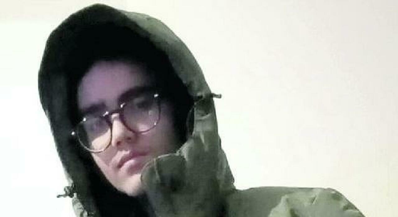 Sara Centelleghe, chi era la 18enne uccisa dal vicino di casa. L'uomo ...