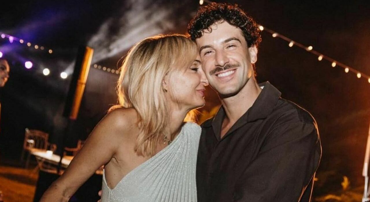 Andreas Muller e Veronica Peparini a Verissimo: «A settembre ci sposiamo» Andreas Muller e Veronica Peparini a Verissimo: «A settembre ci sposiamo»