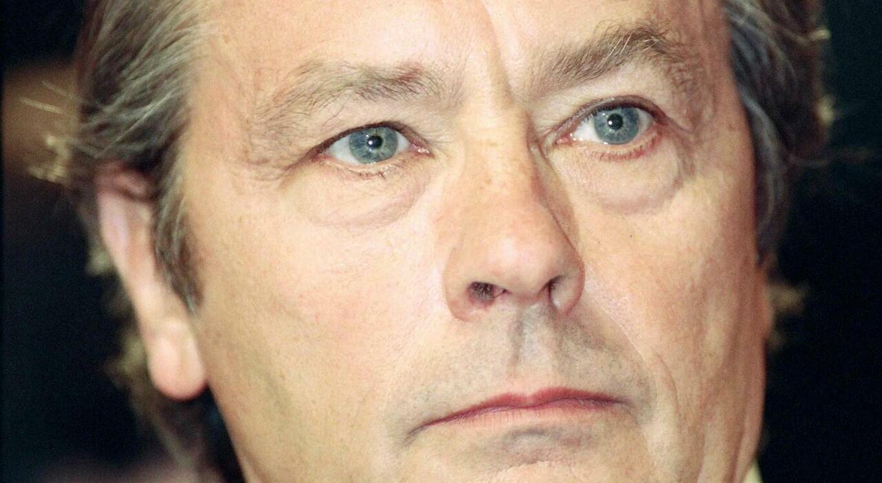 Alain Delon Buried with His Beloved Frozen Cat