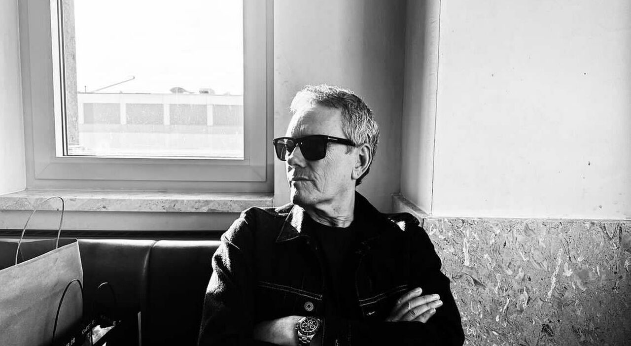 Roger O'Donnell de The Cure revela su lucha contra el cáncer