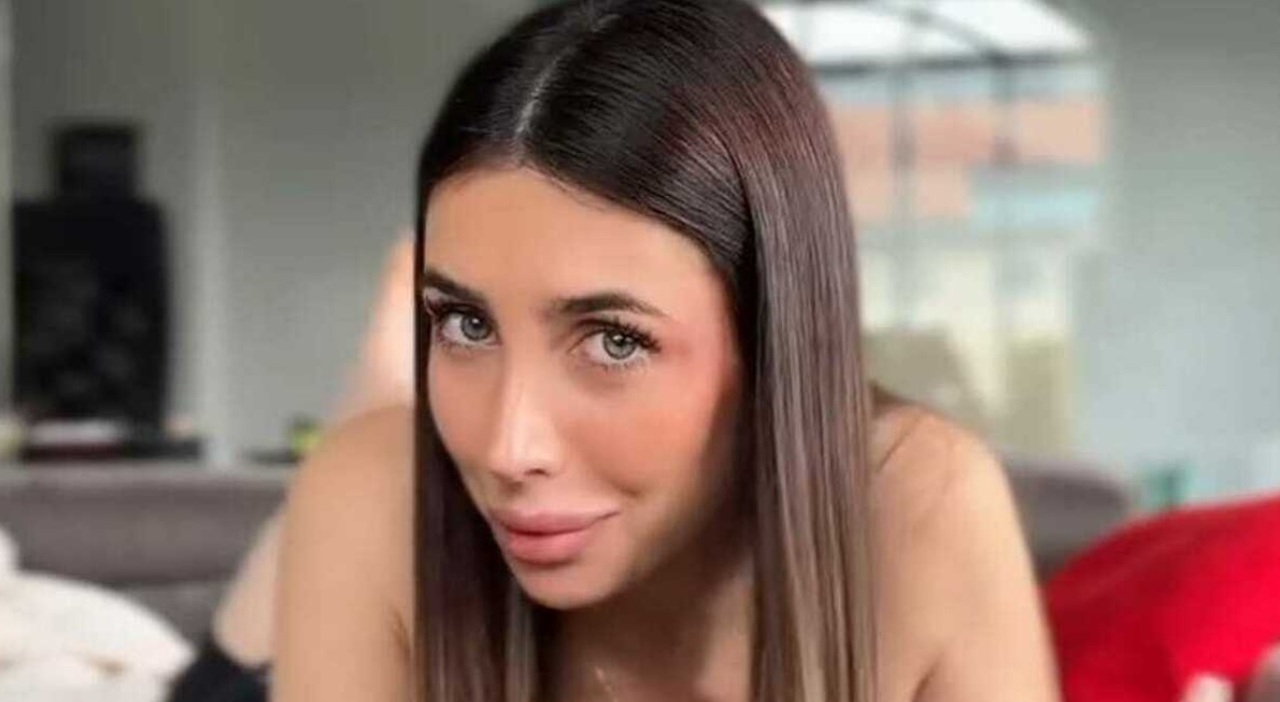 Michelle Comi, l'intervento di vaginoplastica per tornare vergine. Con Le Iene in sala ...