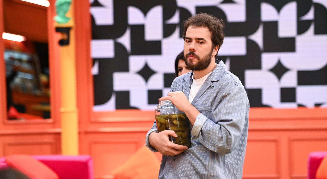 Andrea Pisani a “Lol - Chi ride è fuori 5”: «Ridere per me è autodifesa, una salvezza continua ...