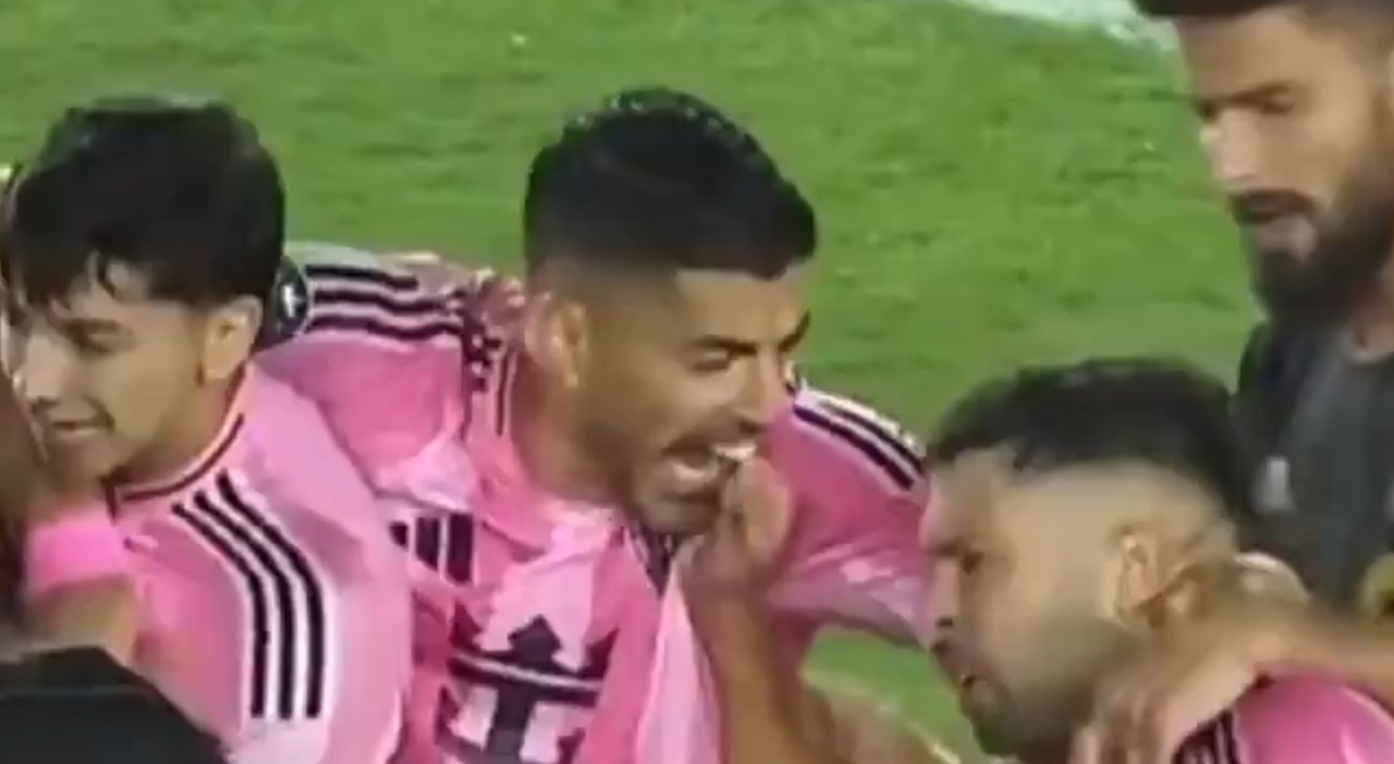 Suárez's Unintentional Bite in Miami