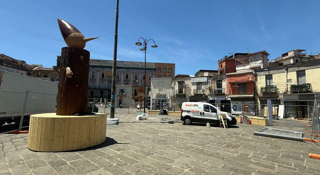 A New Giant Pinocchio in Piazza Mercato