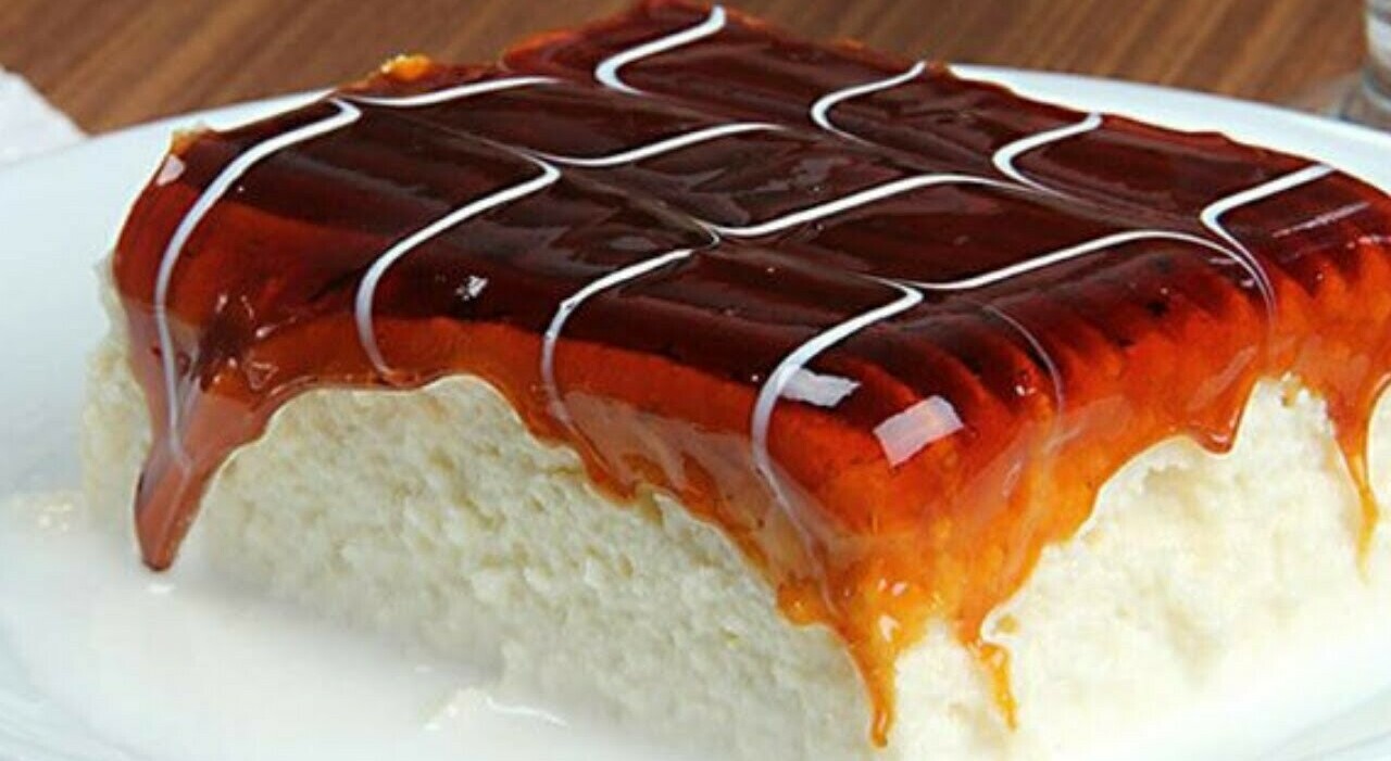 Trilece, il dolce amato da Igli Tare: tre tipi di latte per un dessert ...