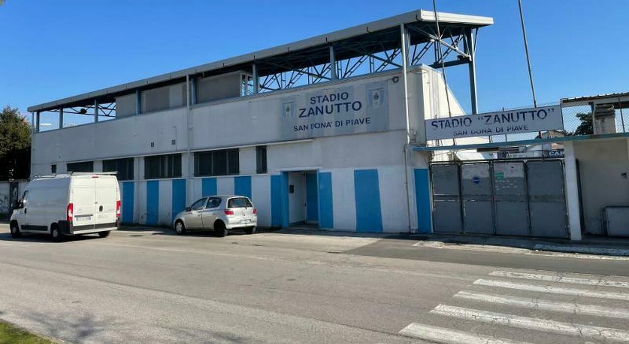 Stadio Zanutto, scoppia la polemica. Il sindaco Alberto Teso: «A noi ...
