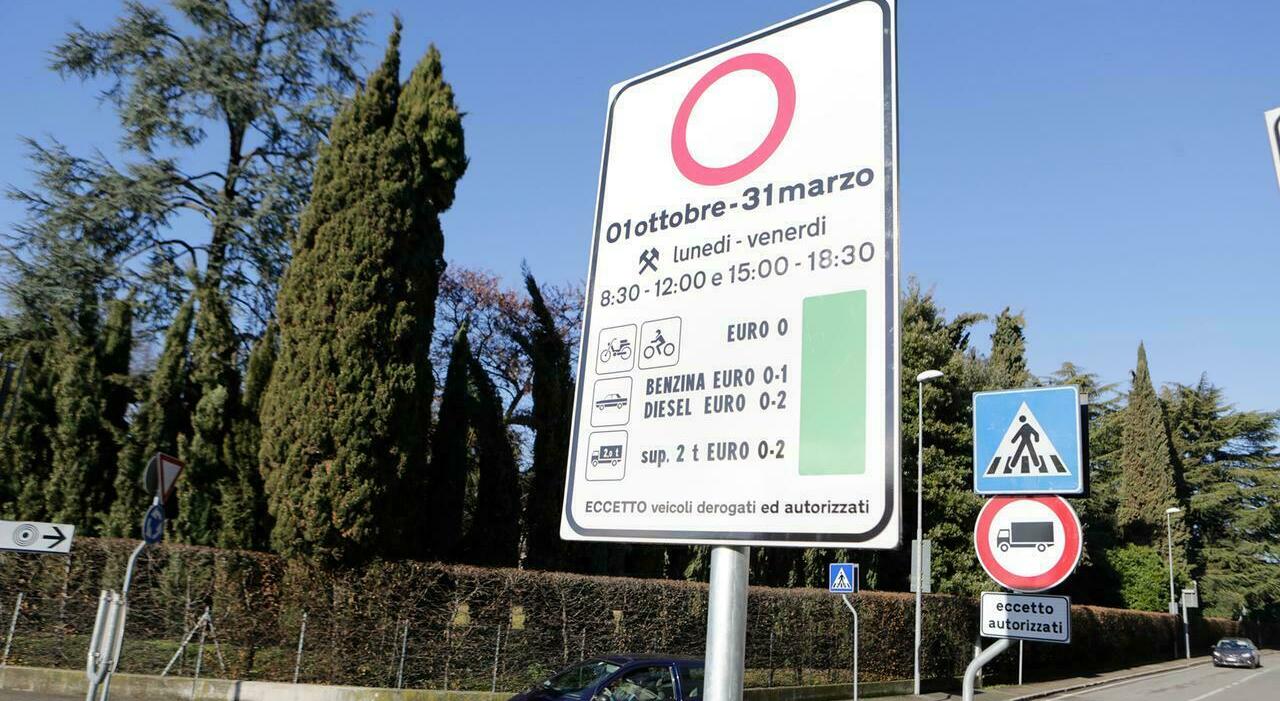 Smog, sì alla circolazione delle auto vecchie nelle strade con ...