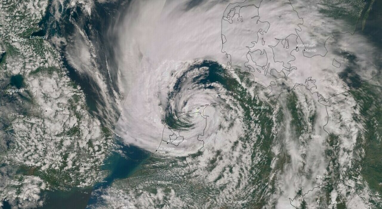Tempesta Floris, allarme in tutta Europa: raffiche di vento fino a 145 km/h in Regno Unito. Ora ...