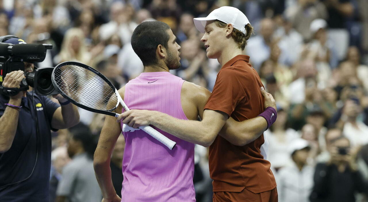 Alcaraz batte Sinner in quattro set, vince gli Us Open e torna numero 1 ...