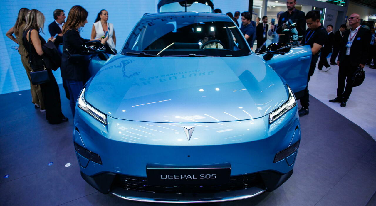 Changan Deelpal S05, il Suv elettrico per l'Europa all'IAA Mobility. Autonomia di 485 km e tanta ...