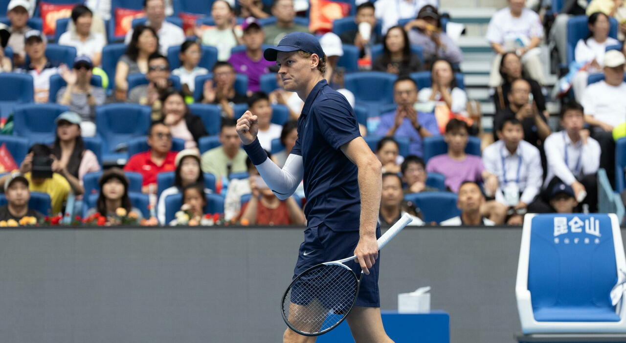 Sinner vince l'Atp 500 di Pechino, sconfitto Tien in due set (6-2, 6-2 ...