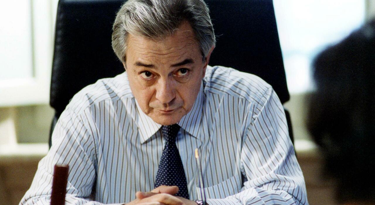 Remo Girone, chi era l'attore morto a 76 anni: carriera, moglie ...