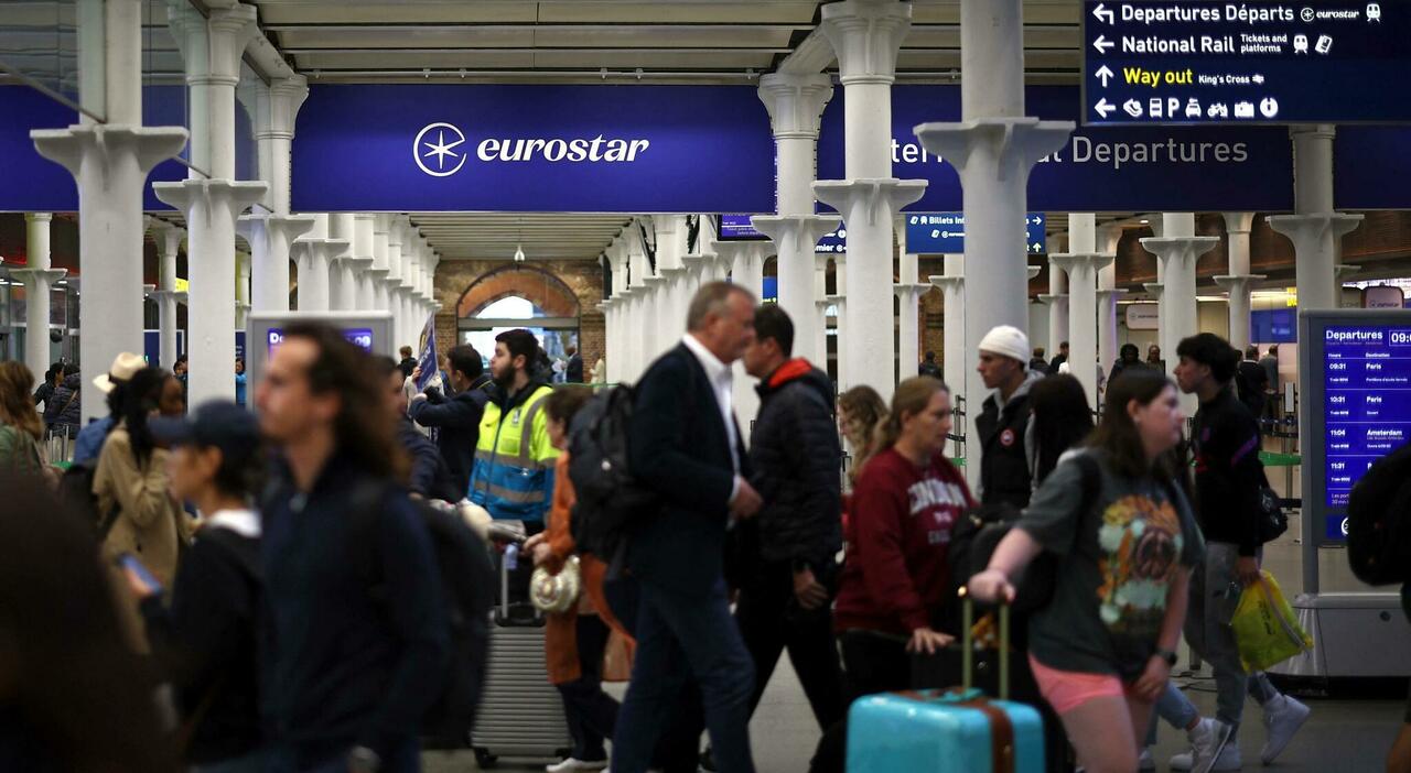 Eurostar blocca tutti i treni «fino a nuovo ordine» per guasti nel ...