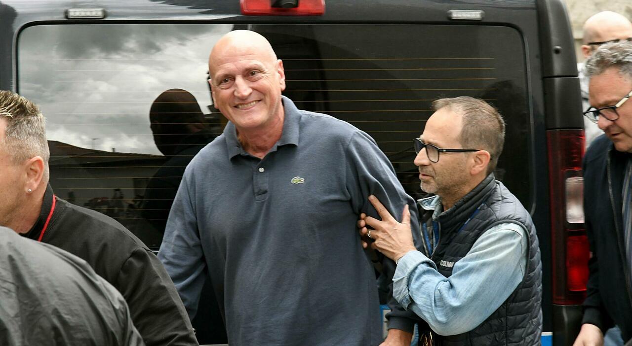 Chico Forti esce dal carcere, fa il pizzaiolo, insegna inglese agli ...