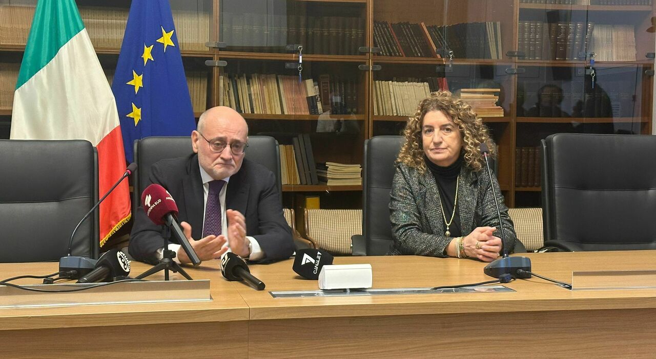 Si è insediato il nuovo prefetto Liguori