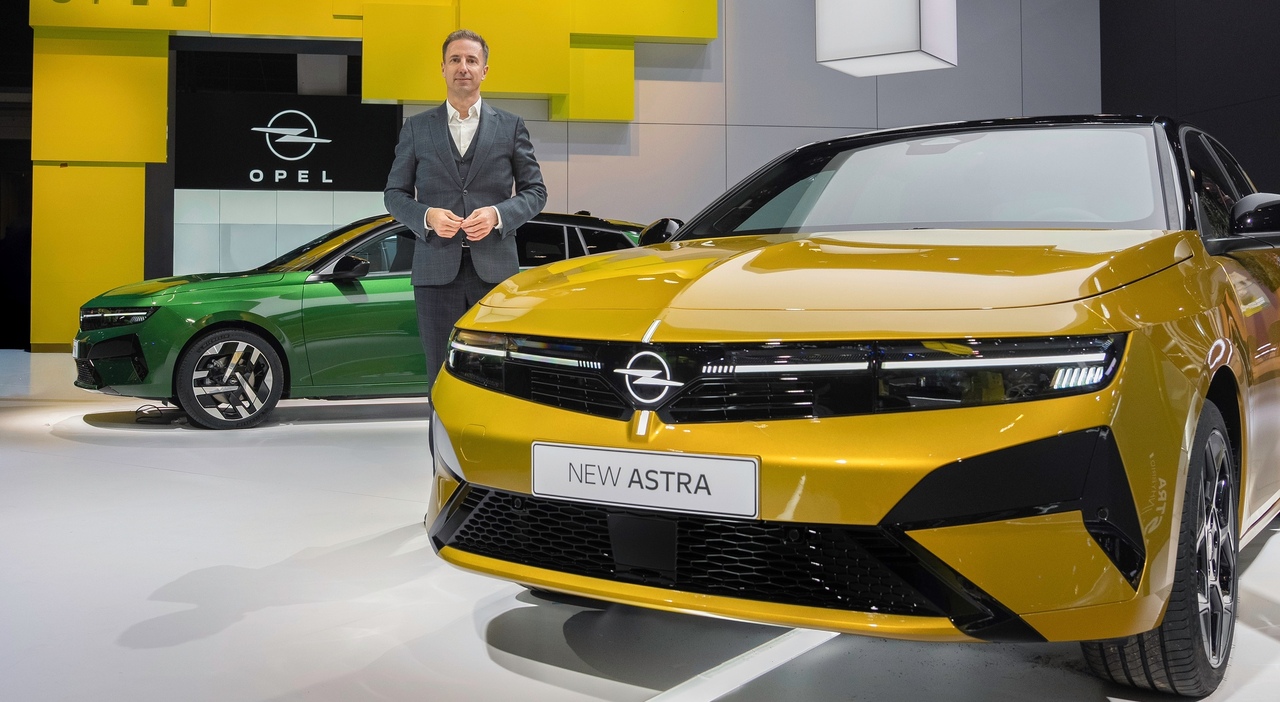 Opel, al Salone di Bruxelles 2026 debuttano le nuove Astra e Astra ...