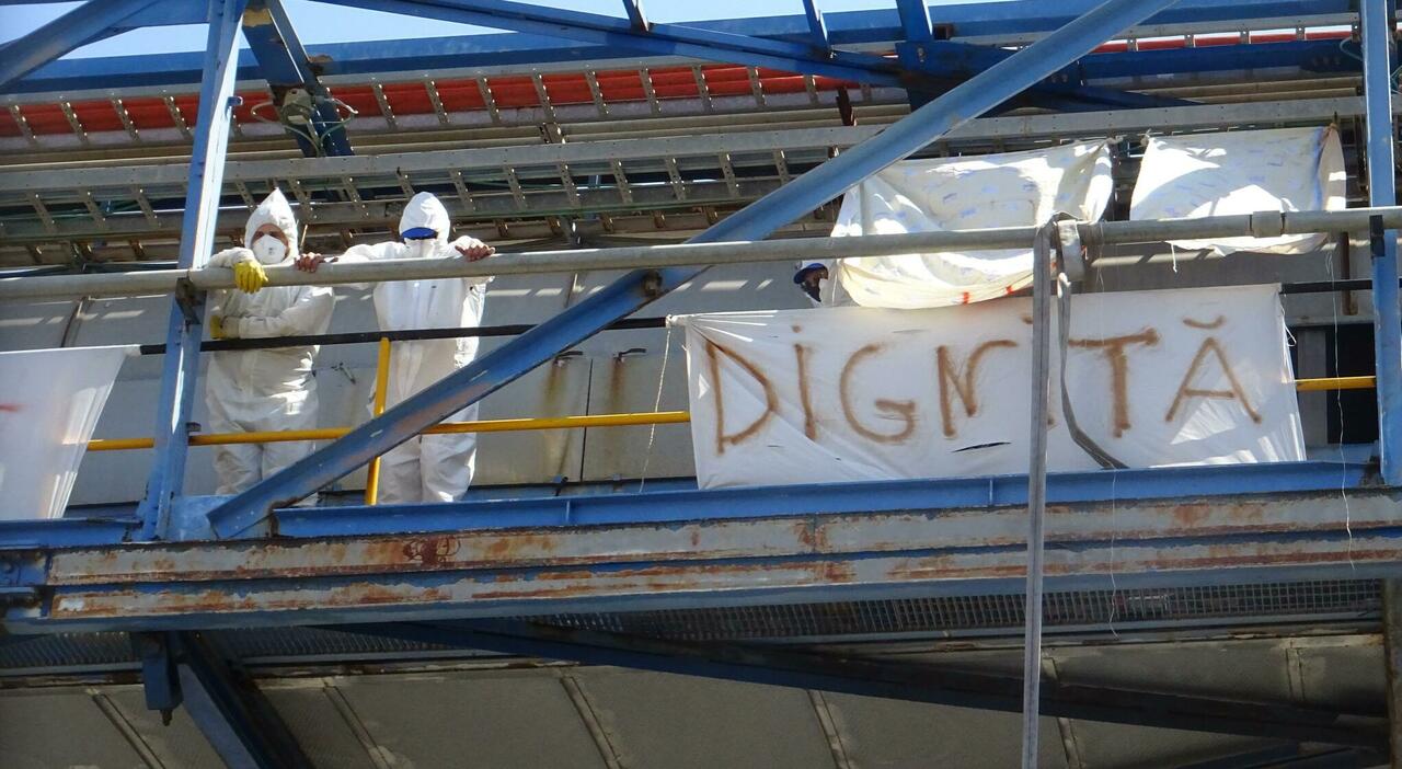 Accordo per i 50 ex lavoratori scaricatori del carbone: saranno assunti ...