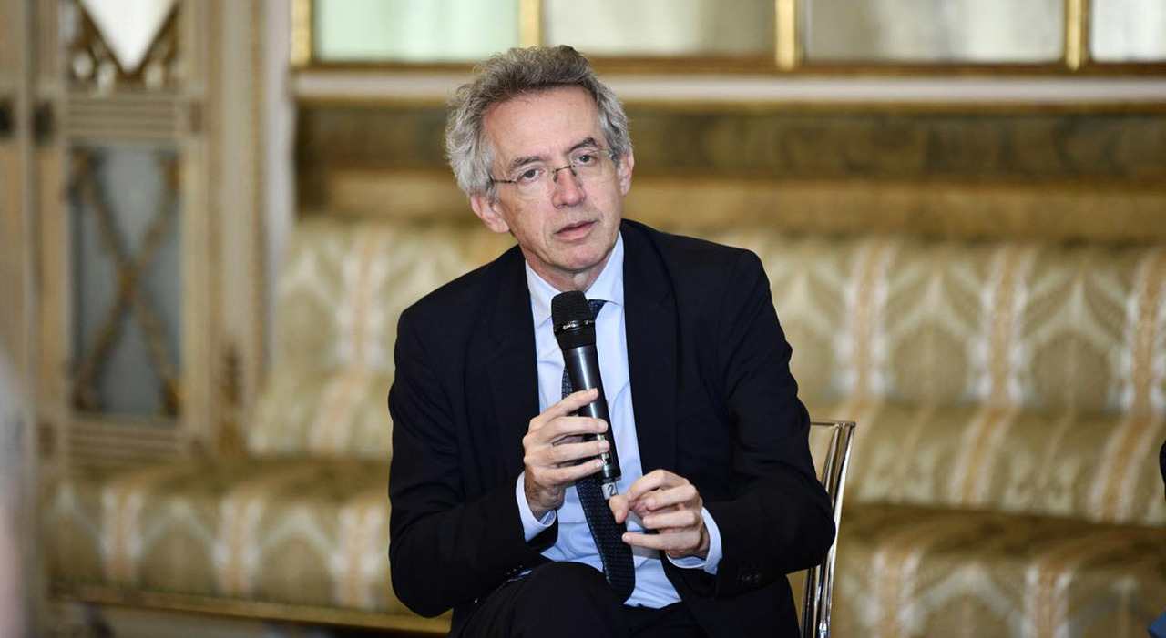 Napoli, Manfredi: «10 milioni per sostenere nuove imprese e start-up»