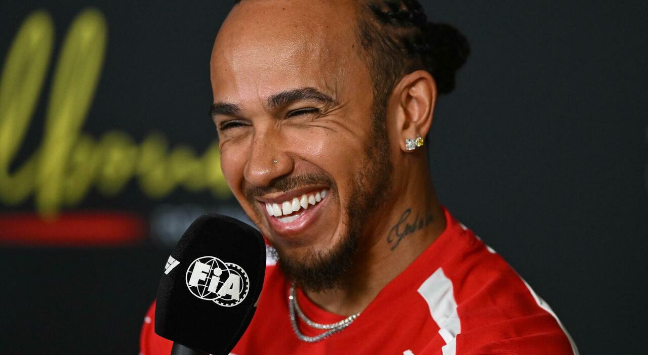 Melbourne, parte il Mondiale di F1. Hamilton con la Ferrari ha voltato ...