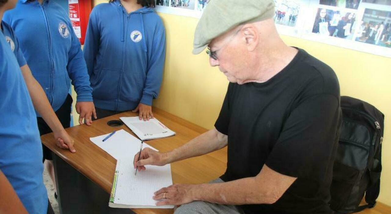 Alessandro Baricco und die Jugend von Procida: Hoffnung zwischen Meer ...