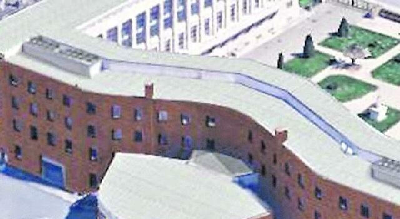 Palazzo M, lavori per 30 milioni. Mattoni sul retro e cancelli per ...