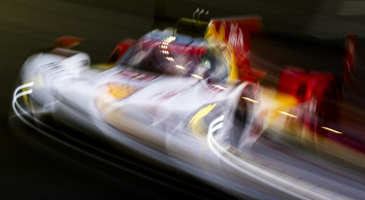 24 Ore di Le Mans: con l'arrivo della notte BMW esce allo scoperto e ...