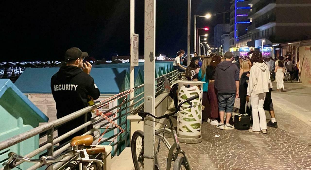 Pesaro, l’ordinanza brucia la mala movida: in servizio i vigilanti ...