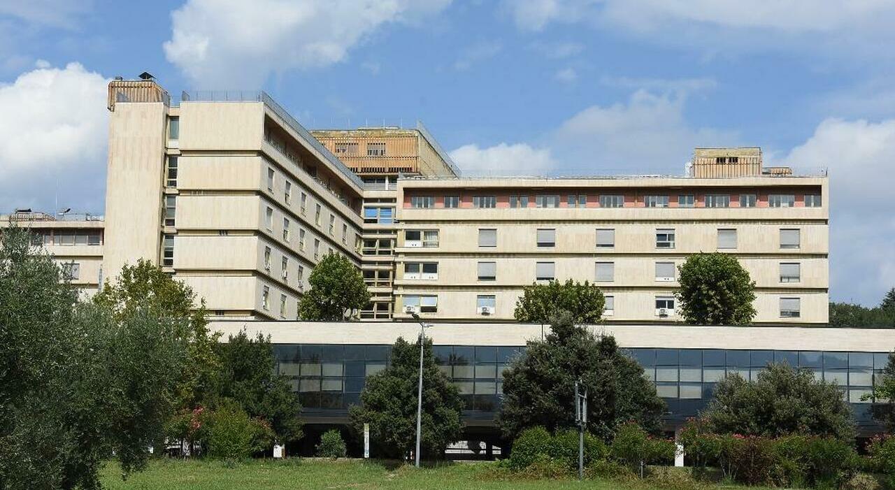 Ast Ascoli alla ricerca di 5 primari. Pubblicati gli avvisi per gli ...