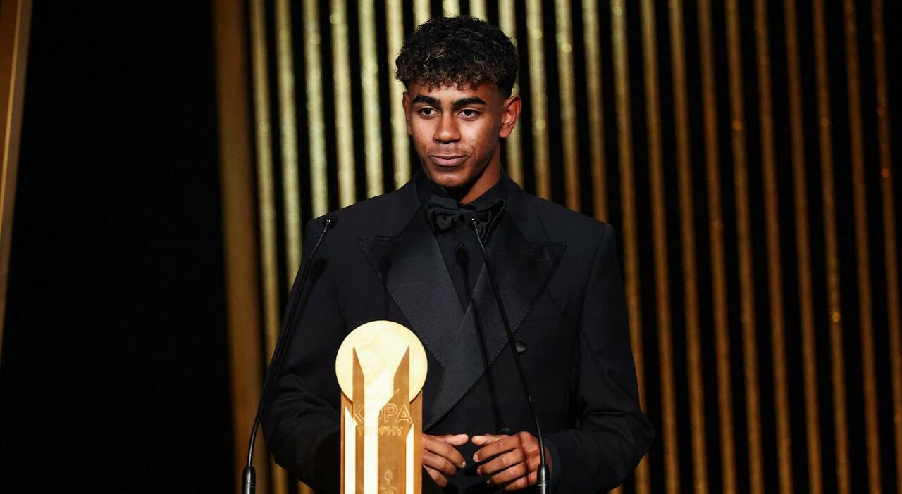 Lamine Yamal: Barcelona's Young Star Wins Kopa Trophy Amid PSG Transfer ...