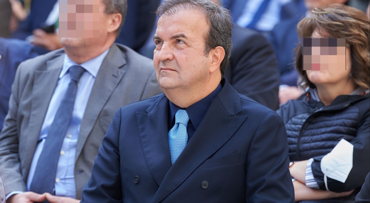 Mario Occhiuto, il figlio del senatore ed ex sindaco di Cosenza cade ...