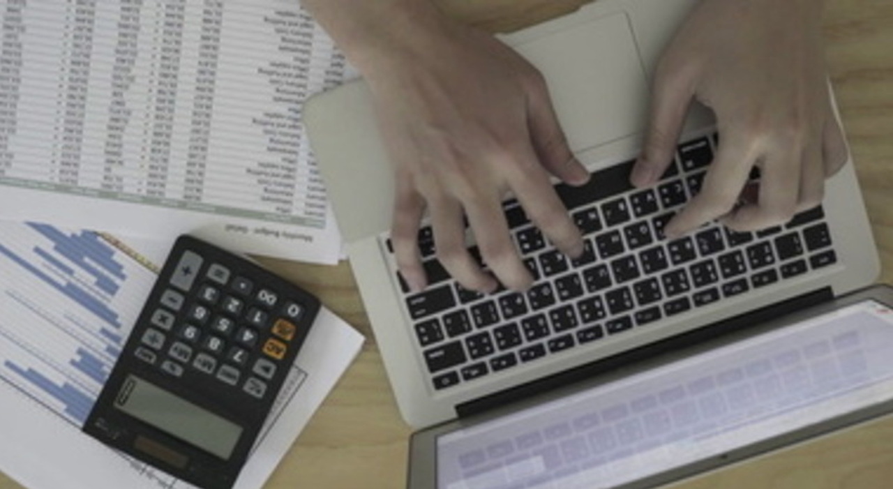 Tasse, Italia terza per pressione fiscale tra i Paesi Ocse: è al 42,8% ...