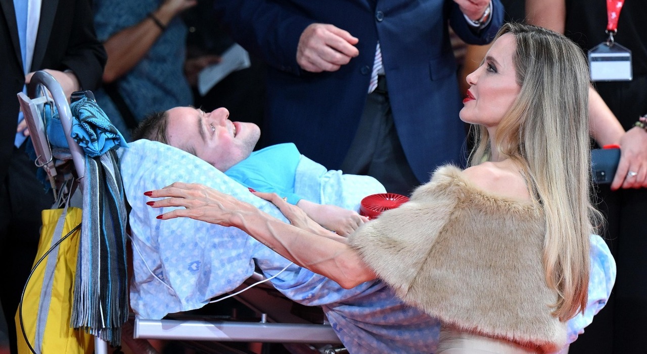 Angelina Jolie Embraces the Role of Maria Callas in Pablo Larrain's New ...