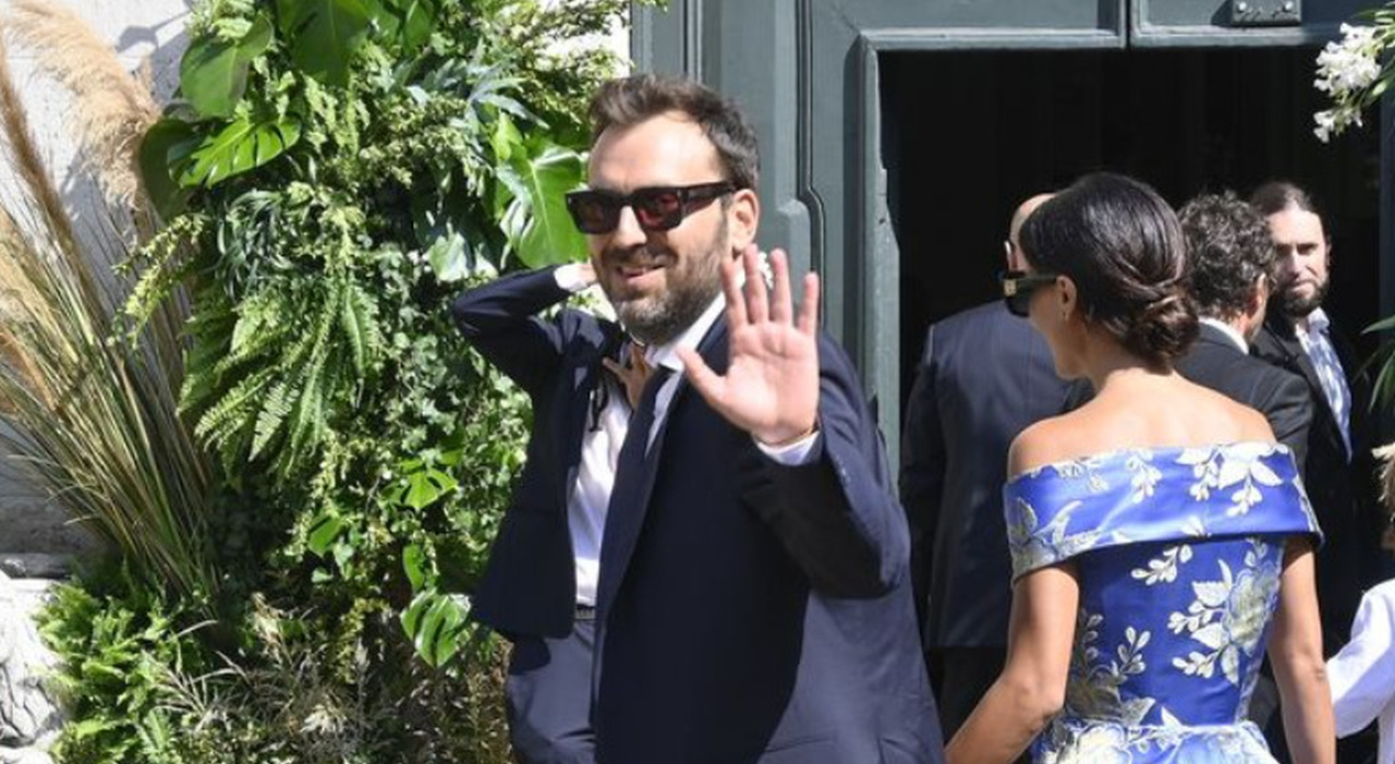 Cesare Cremonini and Giorgia Cardinaletti Confirm Relationship at Pecco ...
