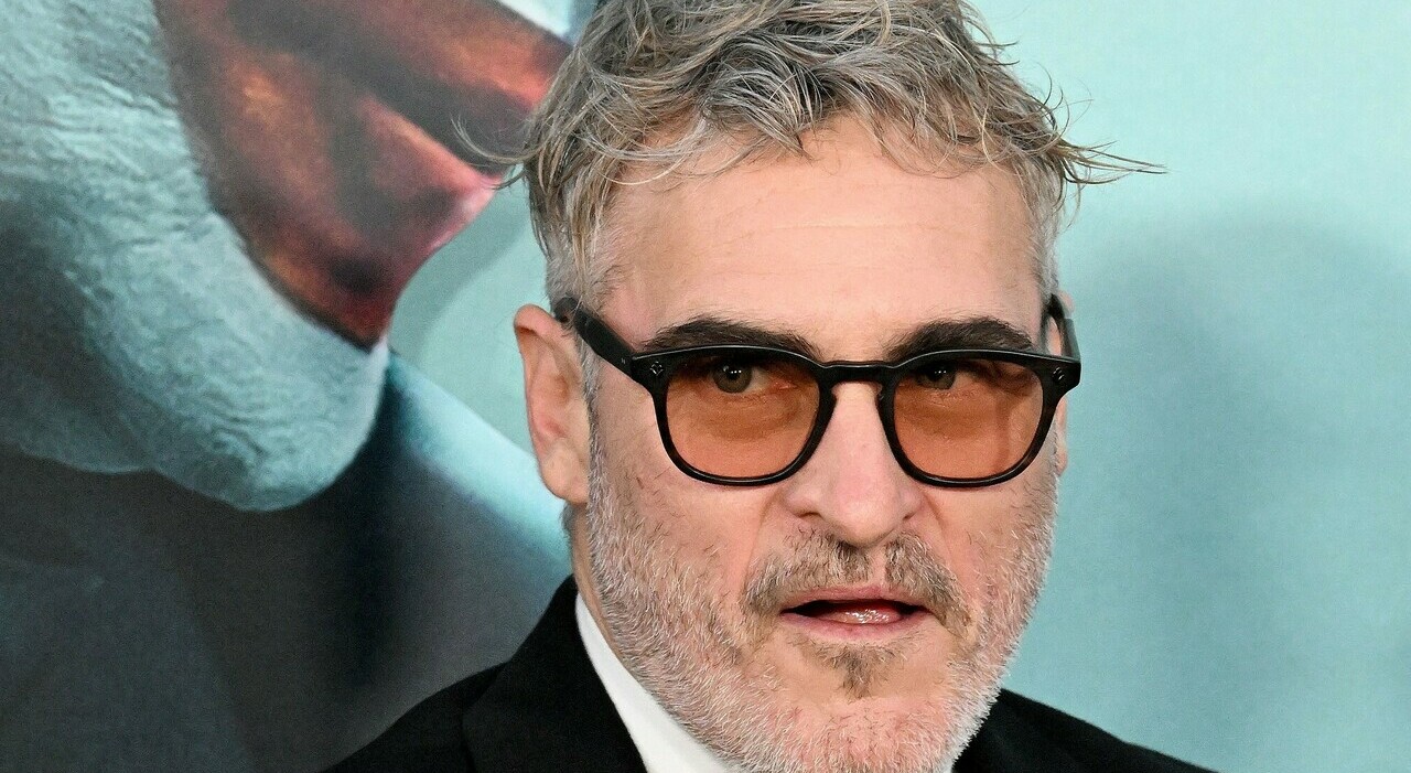 Joaquin Phoenix compie 50 anni: dalla morte del fratello River al ...