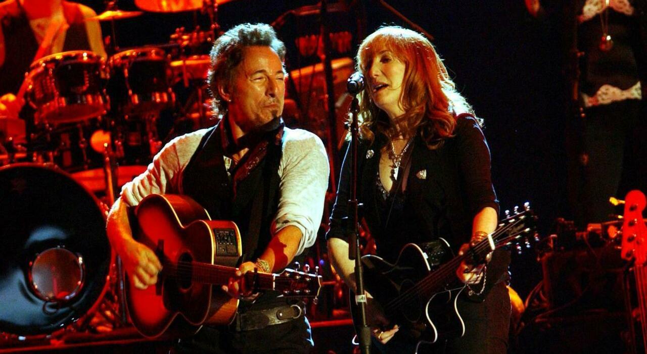 Bruce Springsteen, la moglie Patti Scialfa è malata: mieloma multiplo ...
