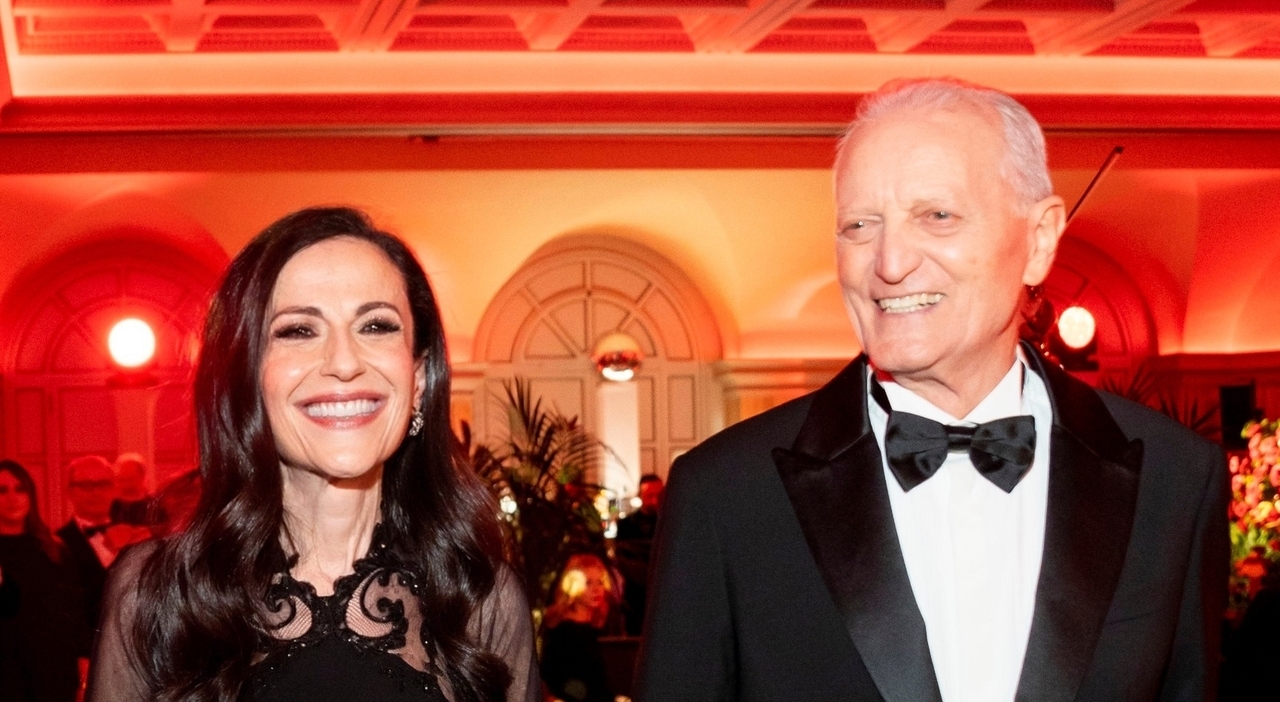 Santo Versace: «Per anni ho dormito nel letto di Gianni, dopo la sua ...