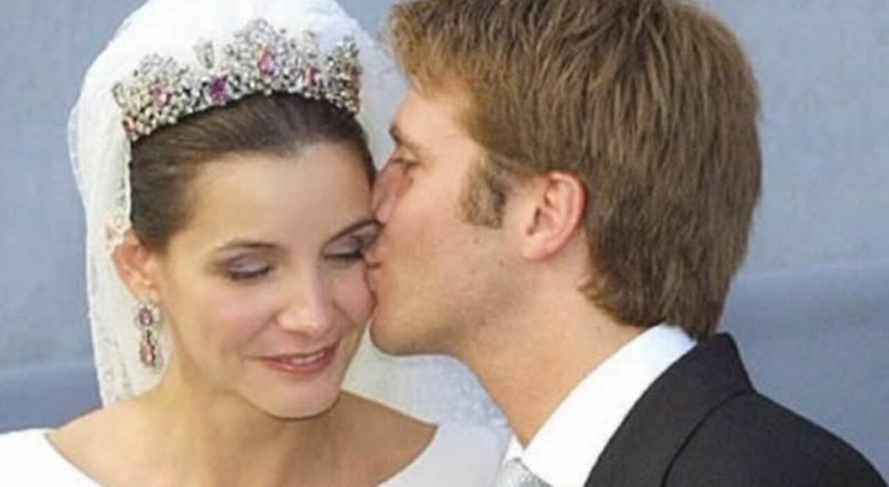 The Unveiling of a Royal Separation