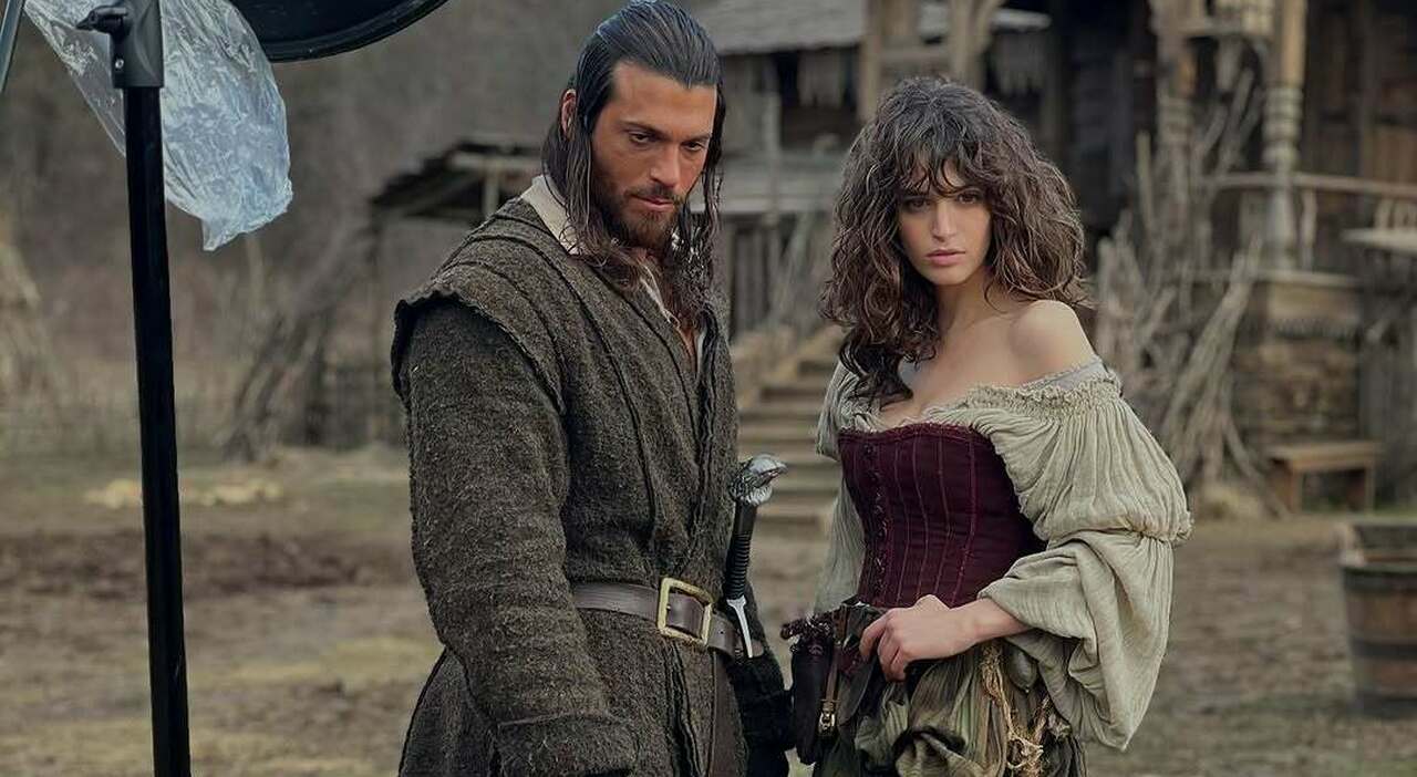 Greta Ferro: «Can Yaman sul set mi ha corretto la pronuncia del suo ...