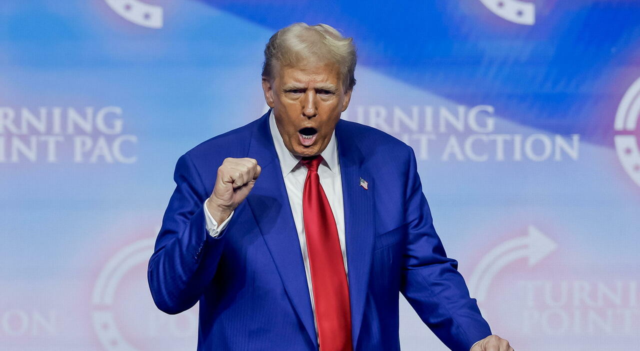 La ex modelo Stacey Williams acusa a Donald Trump de acoso en 1993