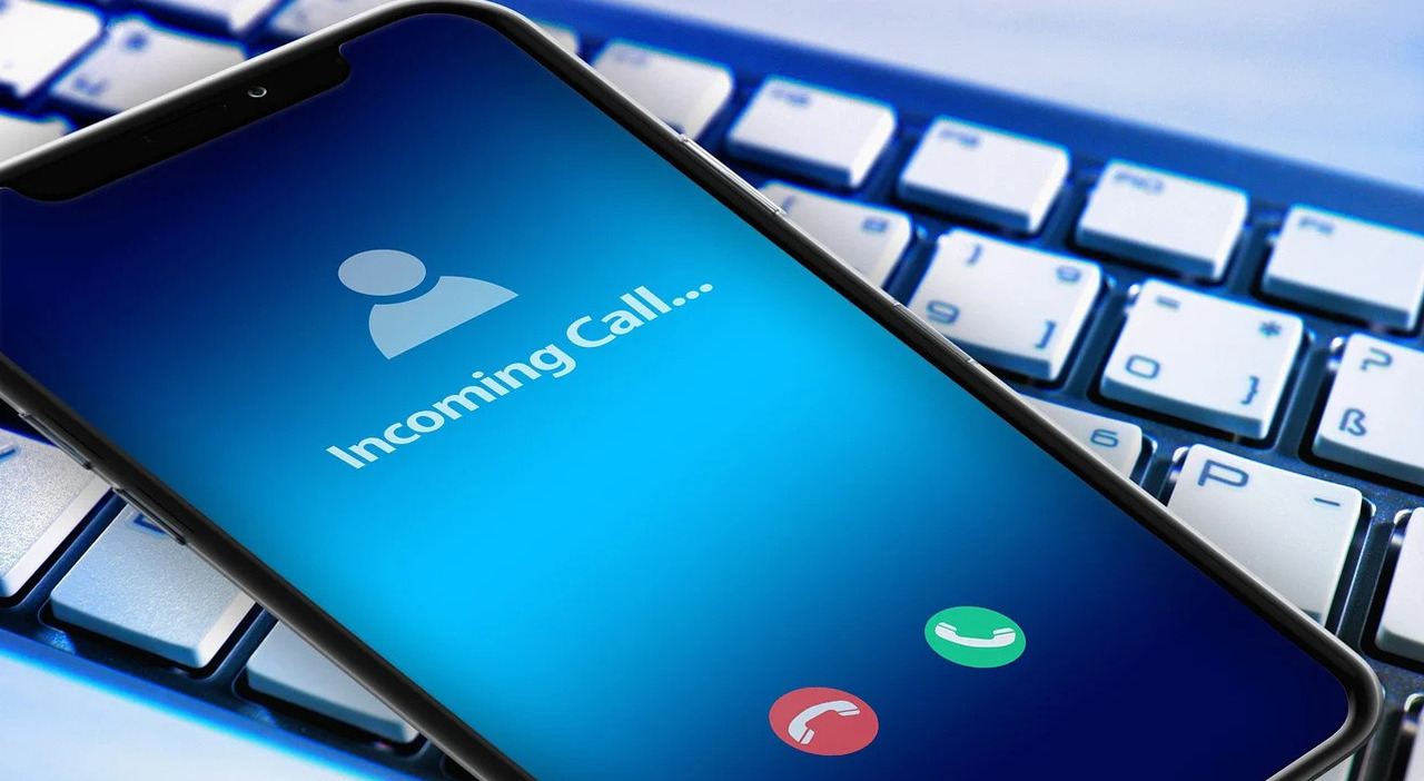 Truffa telefonica, perché alcuni numeri chiamano e poi riattaccano. Cos ...