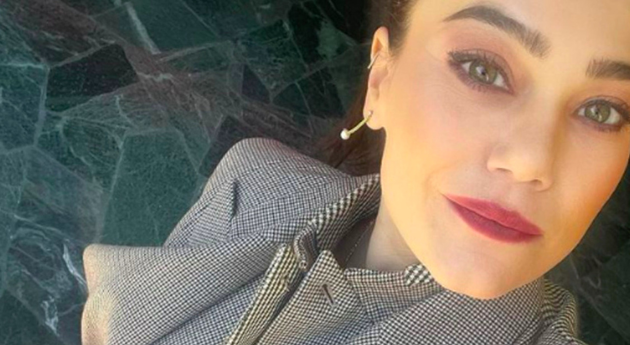 Romina Carrisi, il fisico dopo il parto: «Tutti mi dicono che sono ...